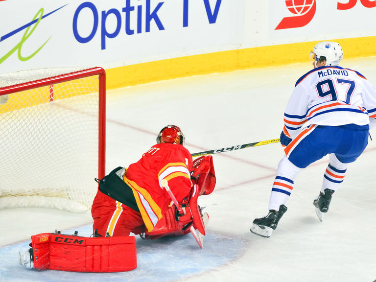 McDavid has 3 points again as Oilers beat Flames | theScore.com