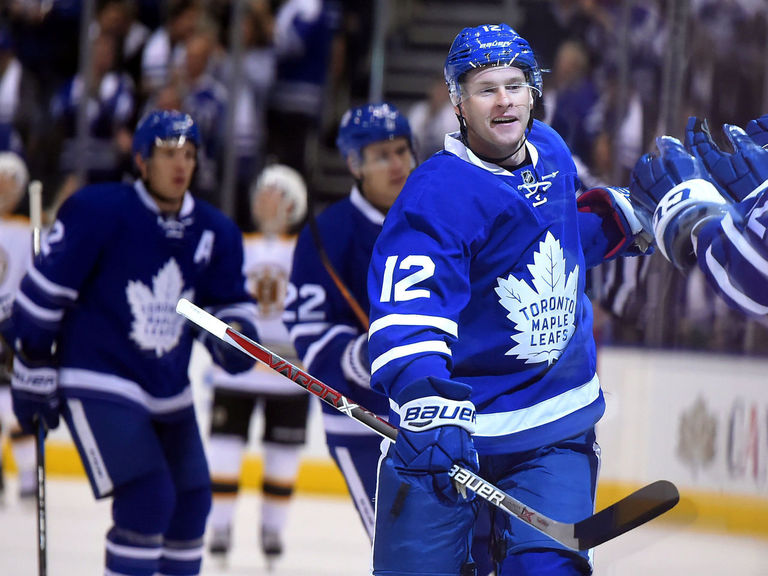 Maple Leafs rookies make history with 6 straight goals to open season ...