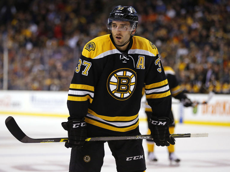 Watch: Bergeron scores late winner in season debut | theScore.com