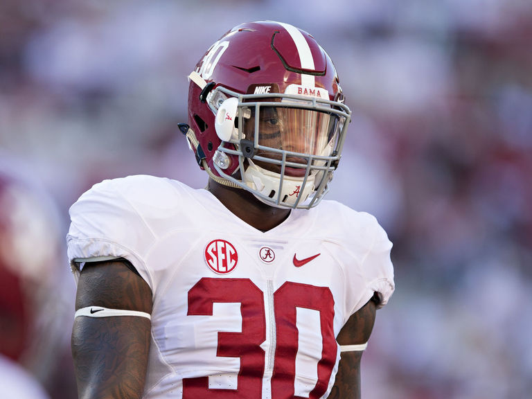 Watch: Alabama's Mack Wilson trucks Speedy Noil on kick return ...