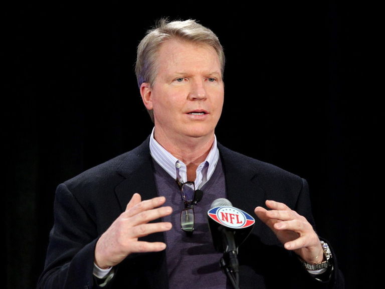 Chris Simms apologizes to CBS for comments on father's demotion ...