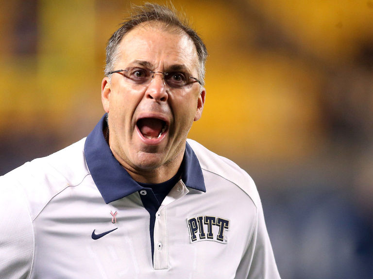 Watch: Pitt's Pat Narduzzi had absolutely zero fun on Thursday | theScore.com