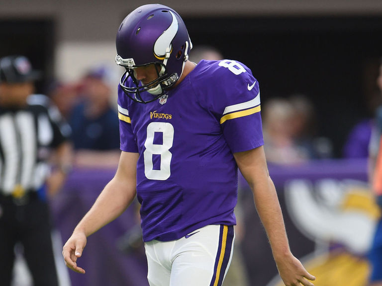 Vikings lose 4th straight as offensive line crumbles | theScore.com