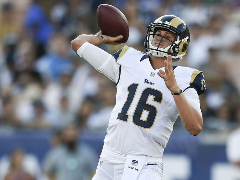 Goff working with Brady and Ryan's quarterback experts | theScore.com