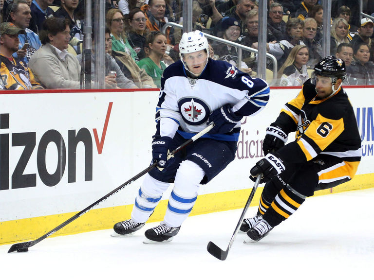 Trouba's agent: 'Status quo' after meeting with Jets | theScore.com