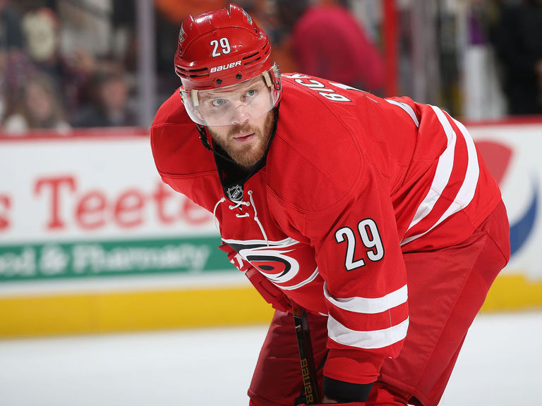 Hurricanes' Bickell returns to lineup following MS diagnosis | theScore.com