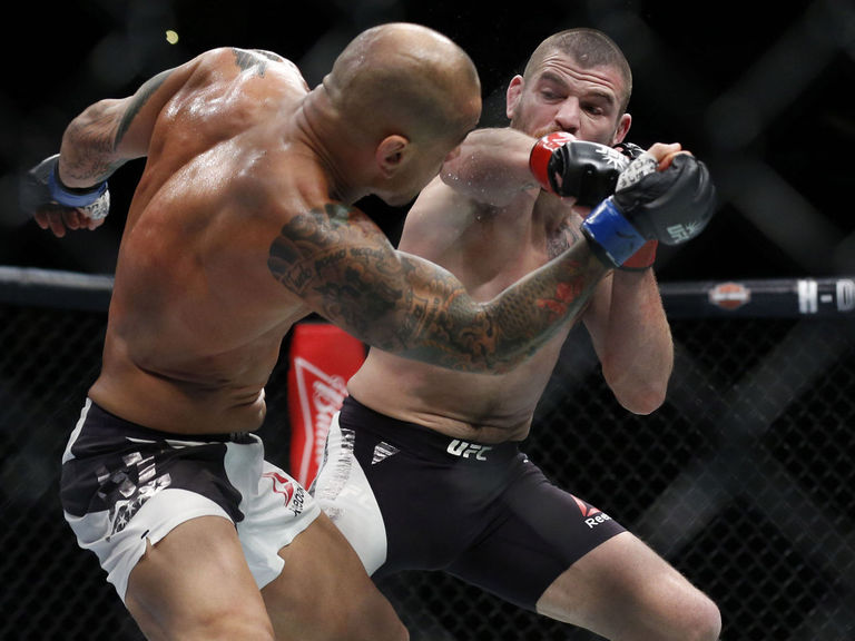 Miller wins 17th UFC fight by out-grappling Alves | theScore.com