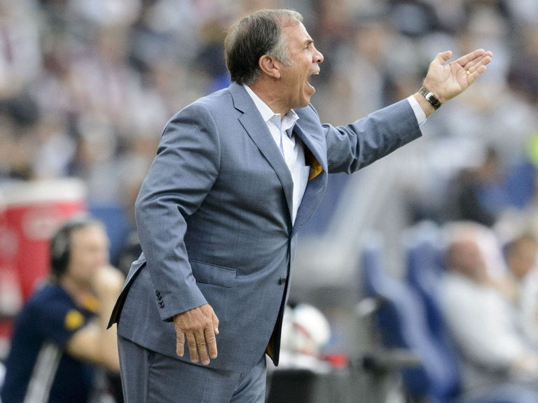 Bruce Arena unveiled as USMNT head coach | theScore.com