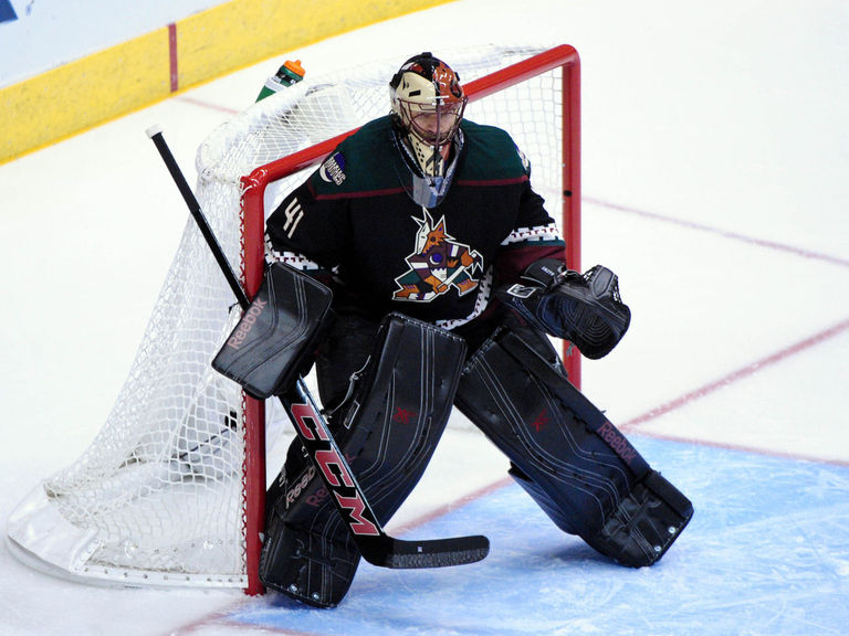 Mike Smith back to 2012 levels | theScore.com