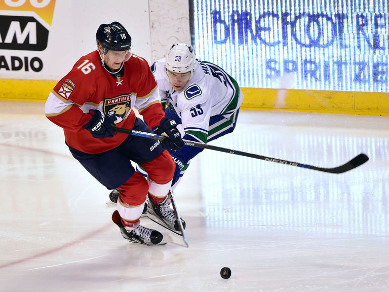 Panthers, Rowe earn much-needed win | theScore.com