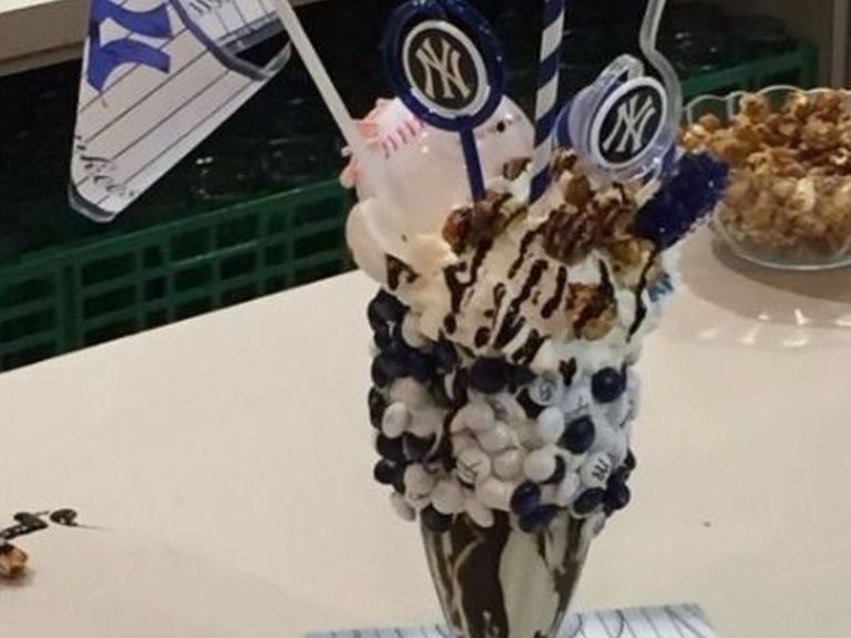 Diner unveils ridiculous Yankees-themed milkshake | theScore.com