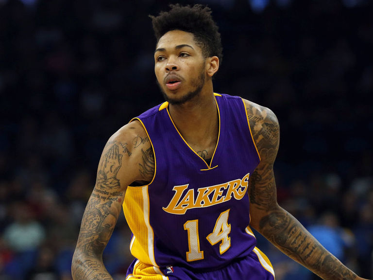Watch: Lakers' Ingram puts Valanciunas on a poster | theScore.com