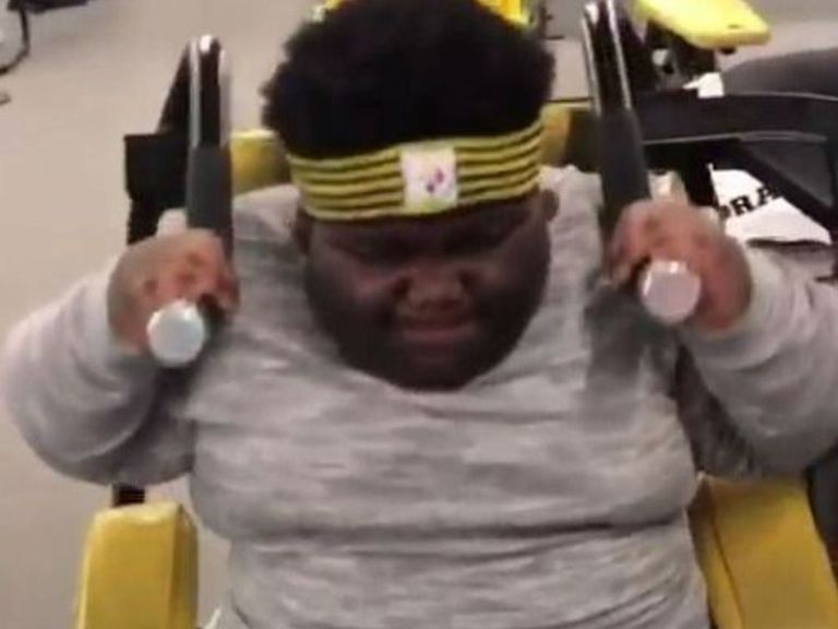 Lil Terio works out with Steelers | theScore.com