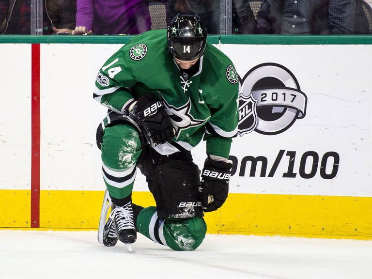 Jamie Benn plays through broken nose after Dmitry Orlov high stick ...