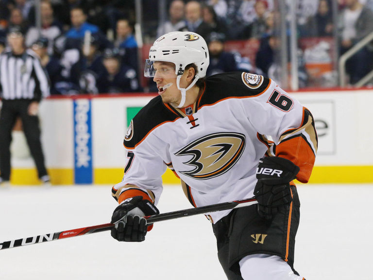 Rickard Rakell taking huge step forward in 2016-17 | theScore.com