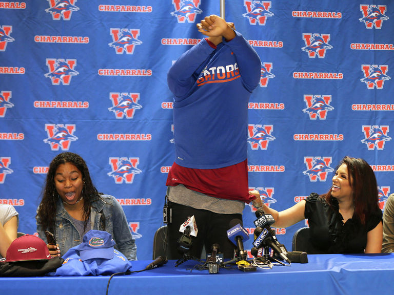 Watch: 4-star LB Levi Jones trolls other schools before picking USC ...