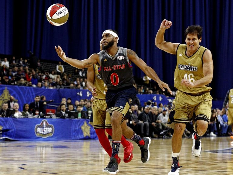 Watch: Brandon Armstrong goes hardcore Harden | theScore.com