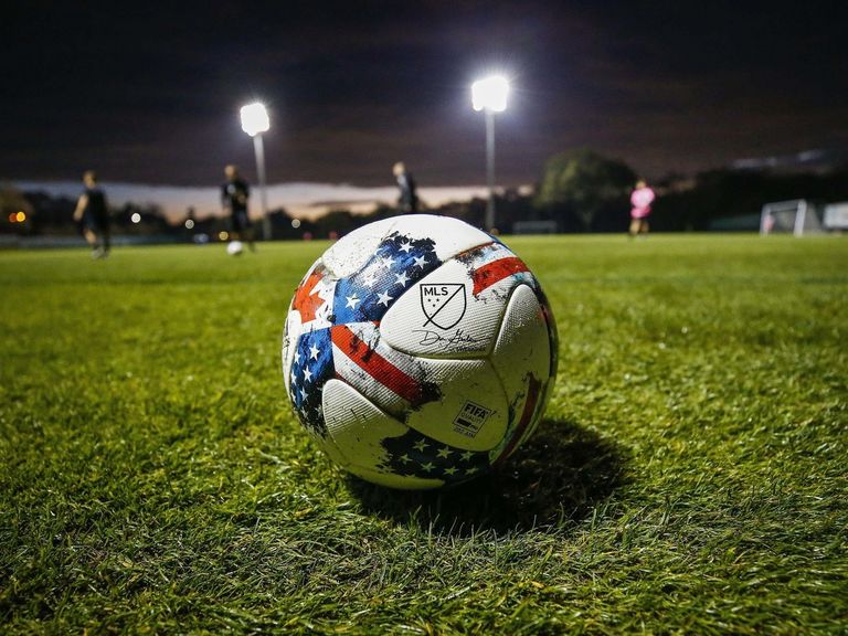 Facebook scores deal to stream MLS matches | theScore.com