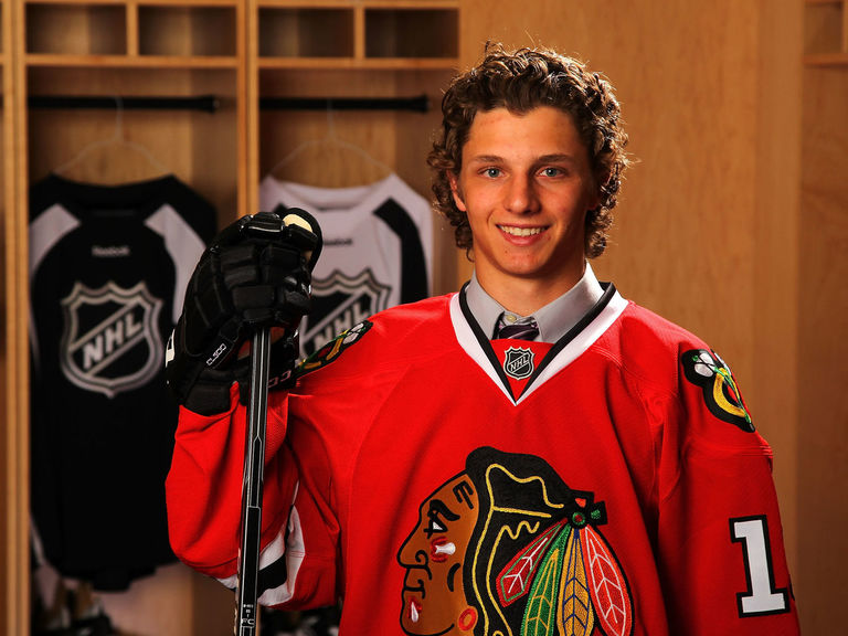 Blackhawks sign Anthony Louis to 2-year contract | theScore.com