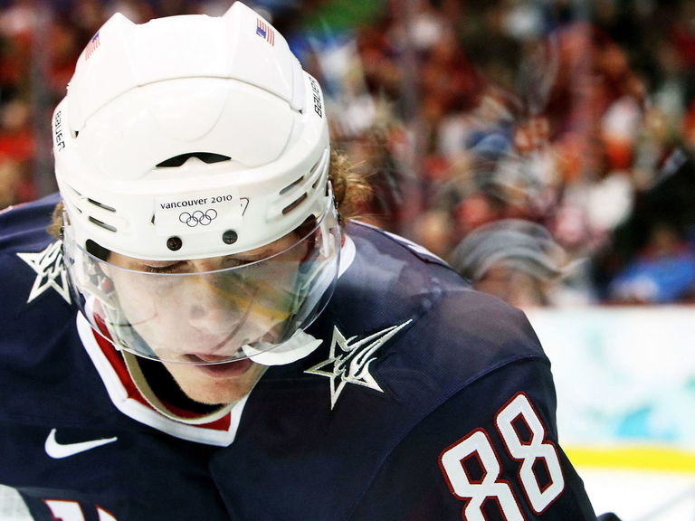 Patrick Kane isn't taking sides in women's team's fight with USA Hockey ...
