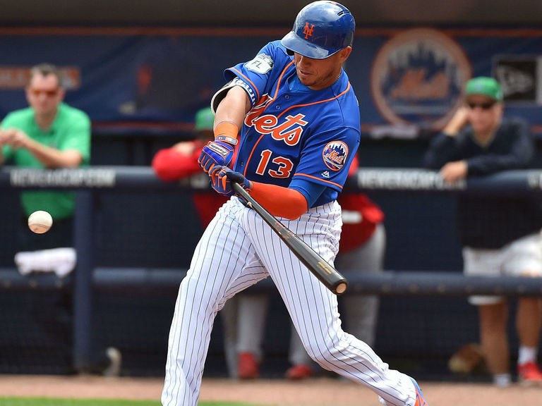 Watch: Mets' Cabrera tossed by home-plate ump after base hit | theScore.com