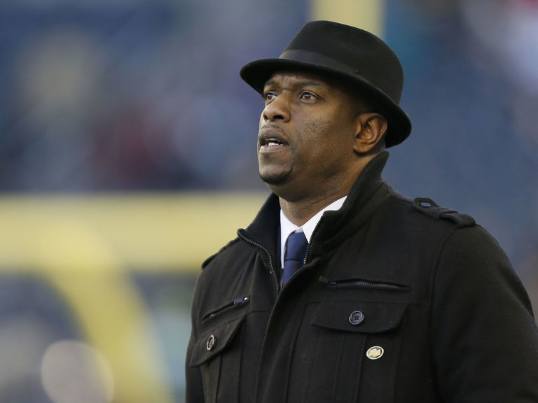 Eskimos fire GM Ed Hervey | theScore.com