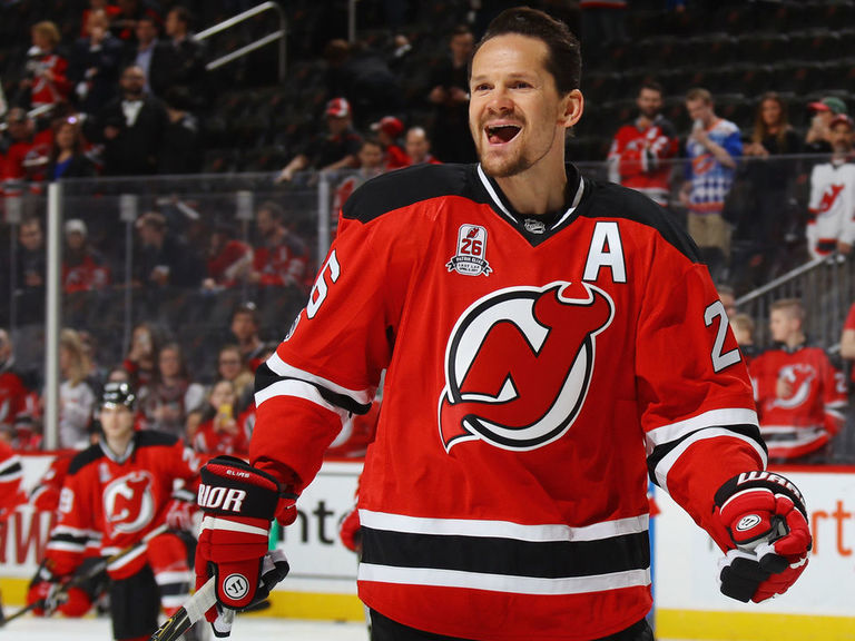 Watch: Patrik Elias takes one last warmup with Devils | theScore.com