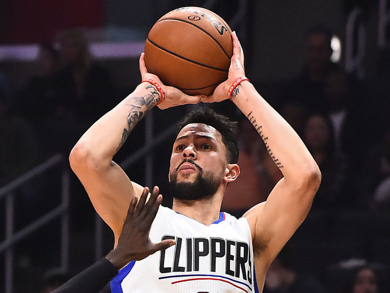 Report: Clippers expect Rivers to return for Game 5 vs. Jazz | theScore.com