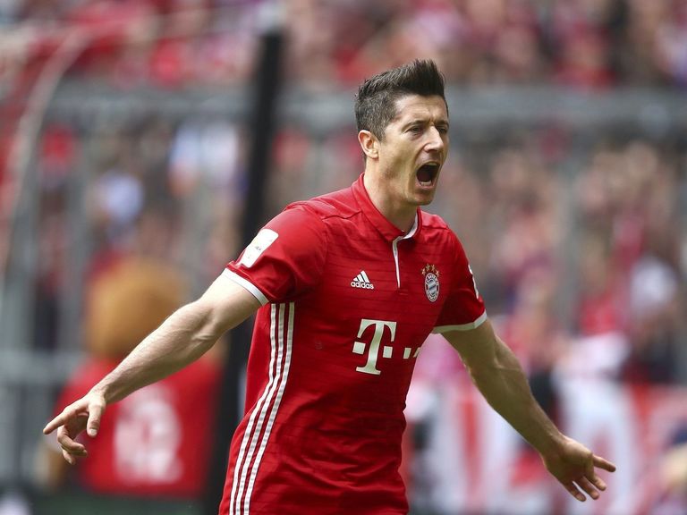 Lewandowski confirms fitness ahead of Real Madrid test | theScore.com