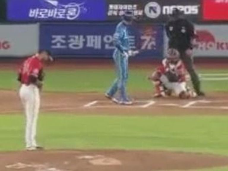 Watch: Korean catcher tries to fool ump by framing pitch in dirt ...