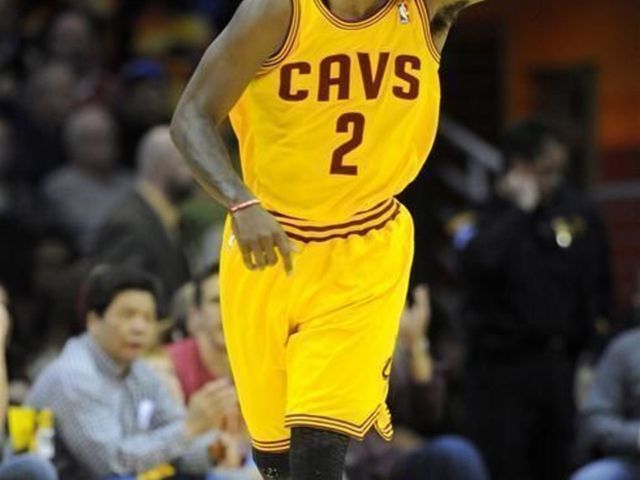 GIF: Kyrie Irving gets elbowed in the face | theScore