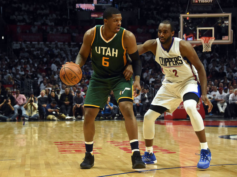 Watch: Joe Johnson buries game-clinching dagger in Clippers' hearts ...