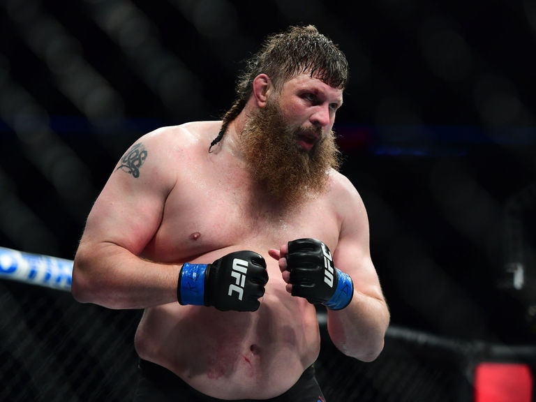 Report: Roy Nelson signs with Bellator MMA | theScore.com