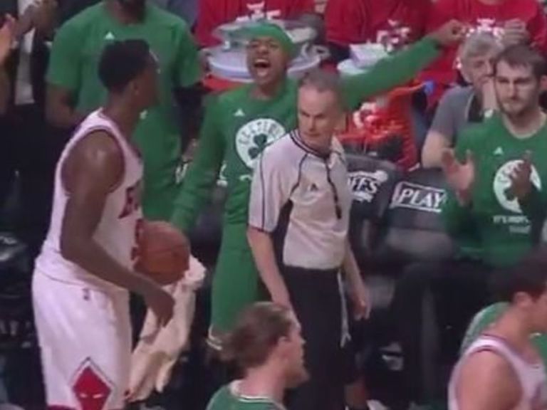 Watch: Thomas trolls Portis from sideline following offensive foul | theScore.com