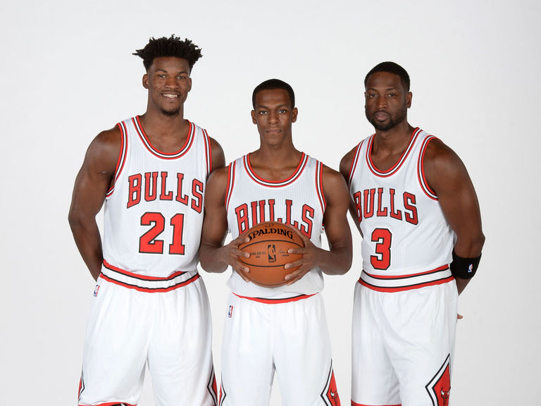 Butler, Wade warm up to Rondo, want him to stay with Bulls | theScore.com