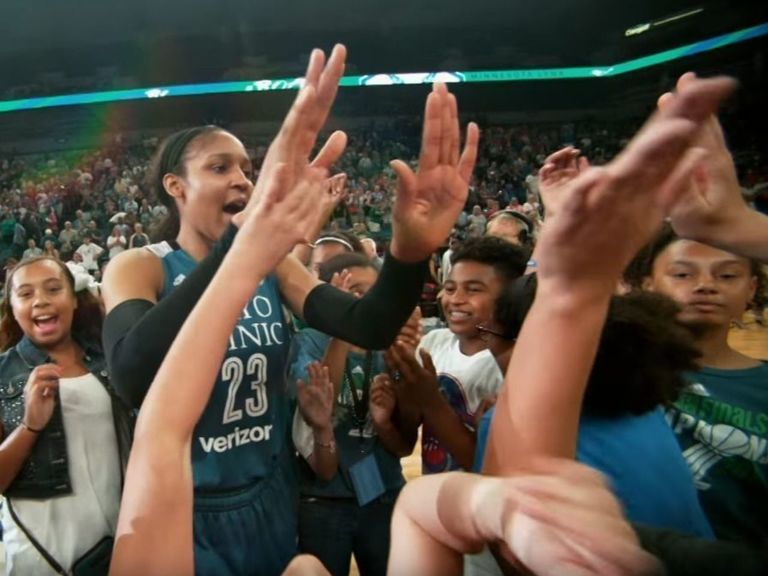 Watch: NBA stars explain why they love the WNBA | theScore.com