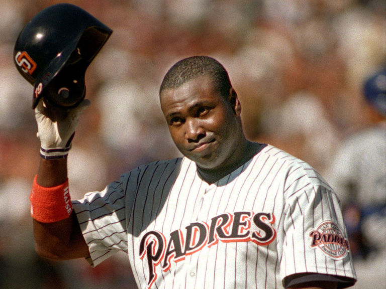 Gwynn statue unveiled in California hometown on late star's 57th ...