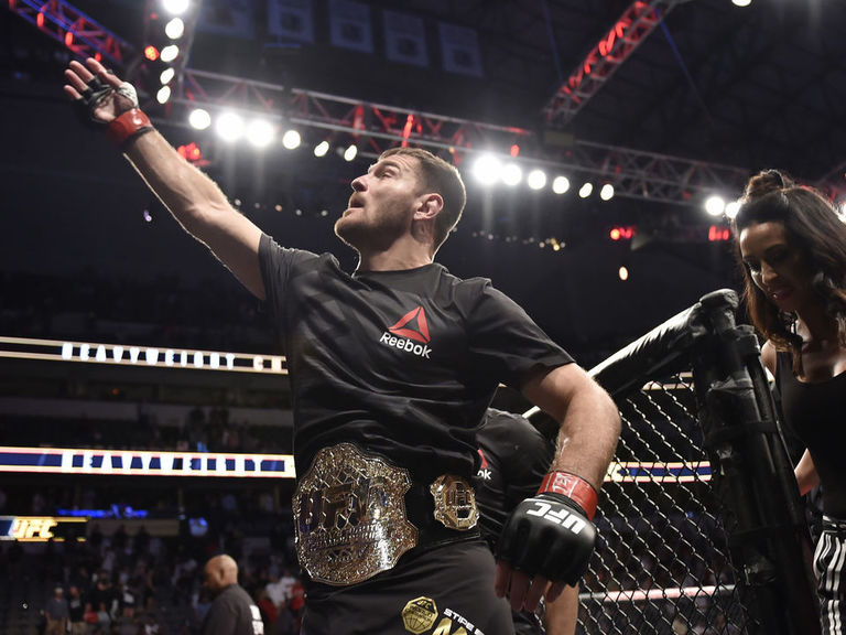 Watch: UFC champ Miocic assists MGK at Cavs-Celtics halftime show ...