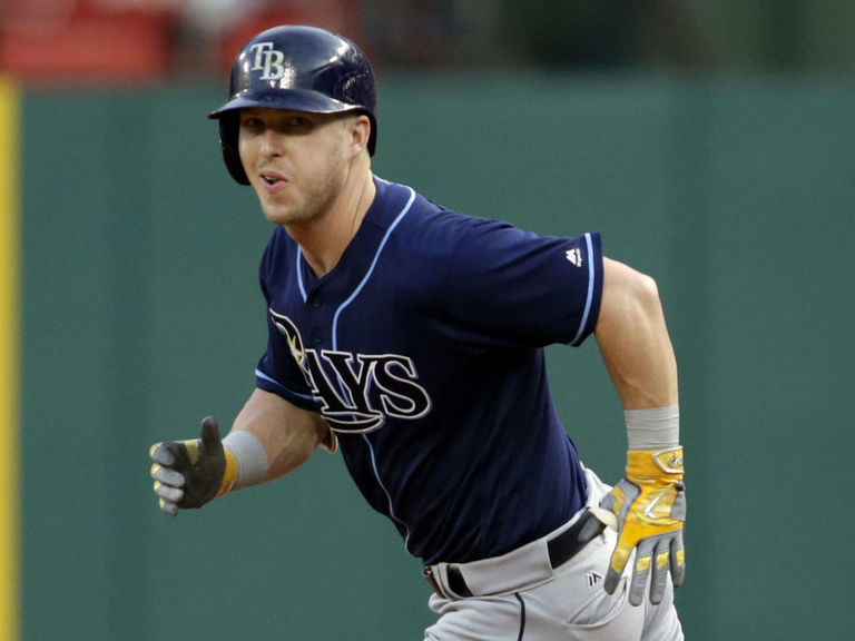 Watch: Rays' Dickerson bloops double off bouncing pitch | theScore.com