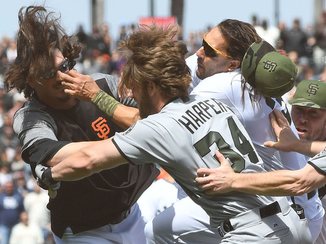 Giants place Morse on concussion DL after collision in braw…