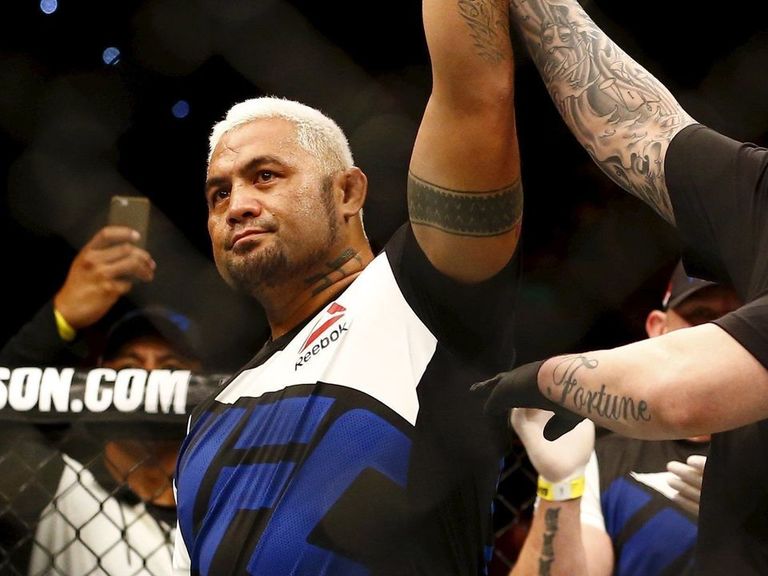 Hunt aims to fight out UFC contract before moving on to new promotion ...