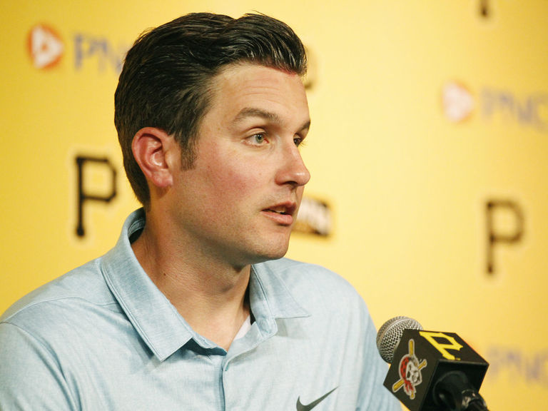 Umpire Tumpane recalls saving woman: 'We were just hanging on ...