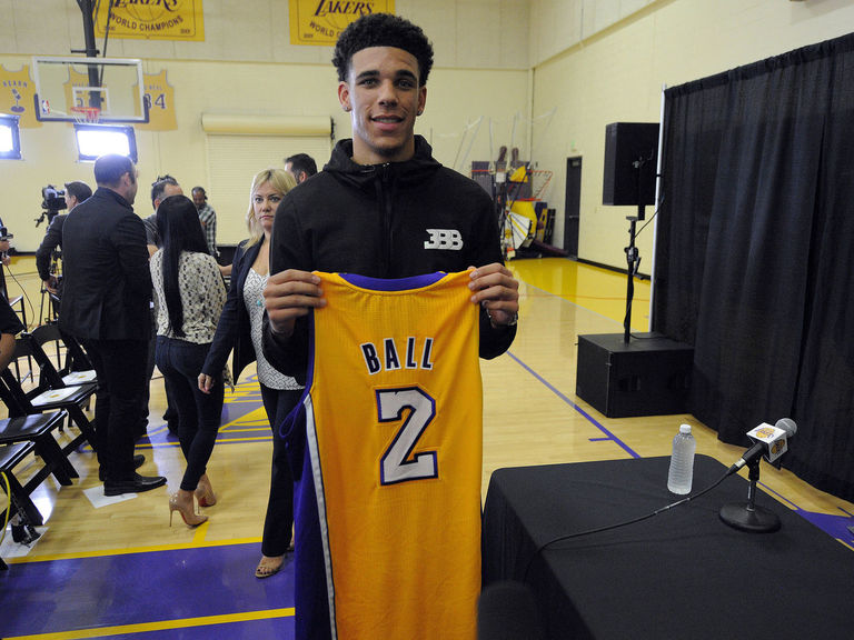 Look: Big Baller Brand drops Independence Day-themed ZO2s | theScore.com