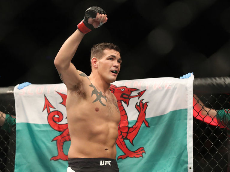 Marshman yanked from UFC London bout vs. Scott | theScore.com