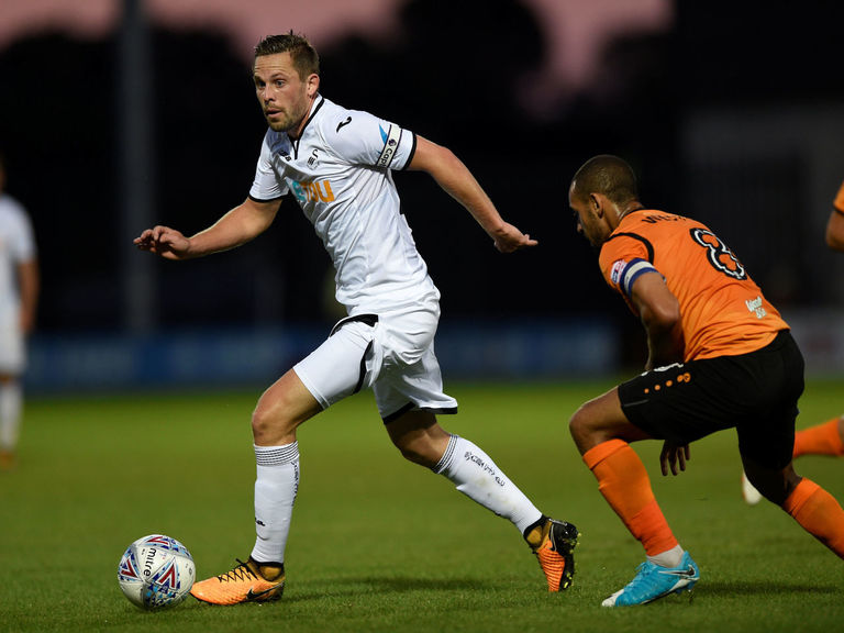Distracted Sigurdsson sits out Swansea friendly | theScore.com