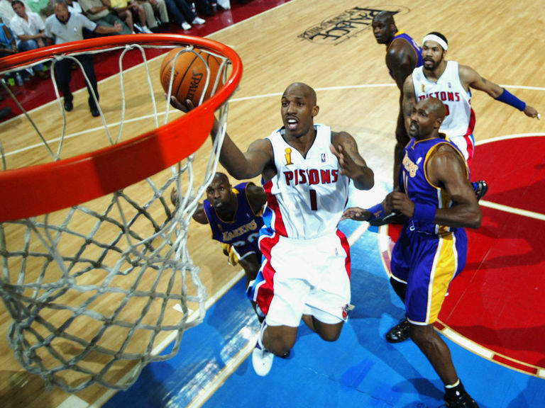 Should any member of the 'star-less' 2004 Pistons be in HOF? | theScore.com