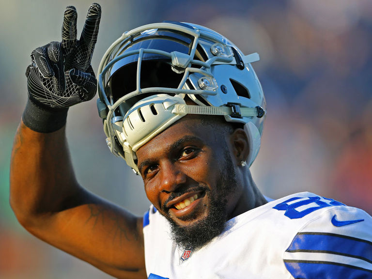 Watch: Dez Bryant makes incredible one-handed TD catch | theScore.com
