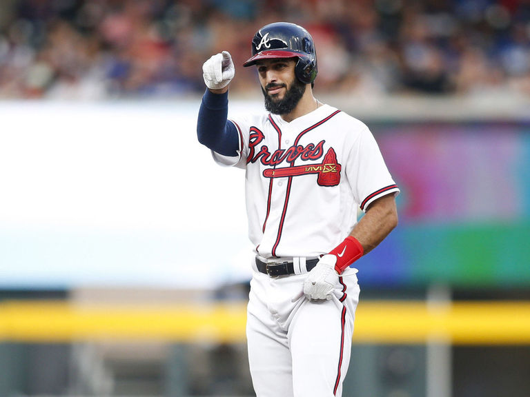 Pirates acquire Sean Rodriguez from Braves | theScore.com