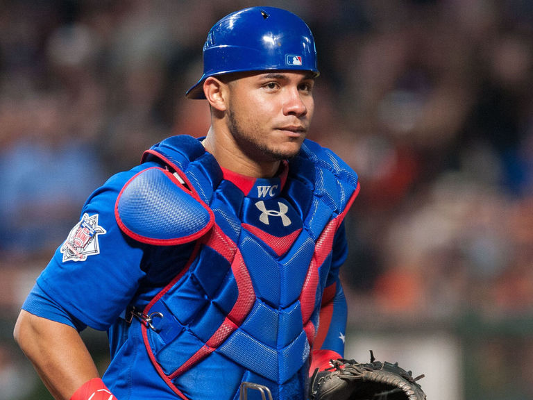 Watch: Umpire Jerry Layne jokingly jabs Contreras in chin | theScore.com