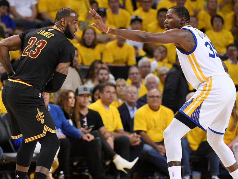 Durant clarifies his LeBron 'passing the torch' comment | theScore.com